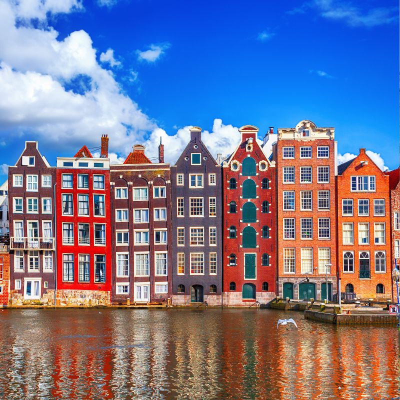 რა უნდა მოვინახულოთ ამსტერდამში